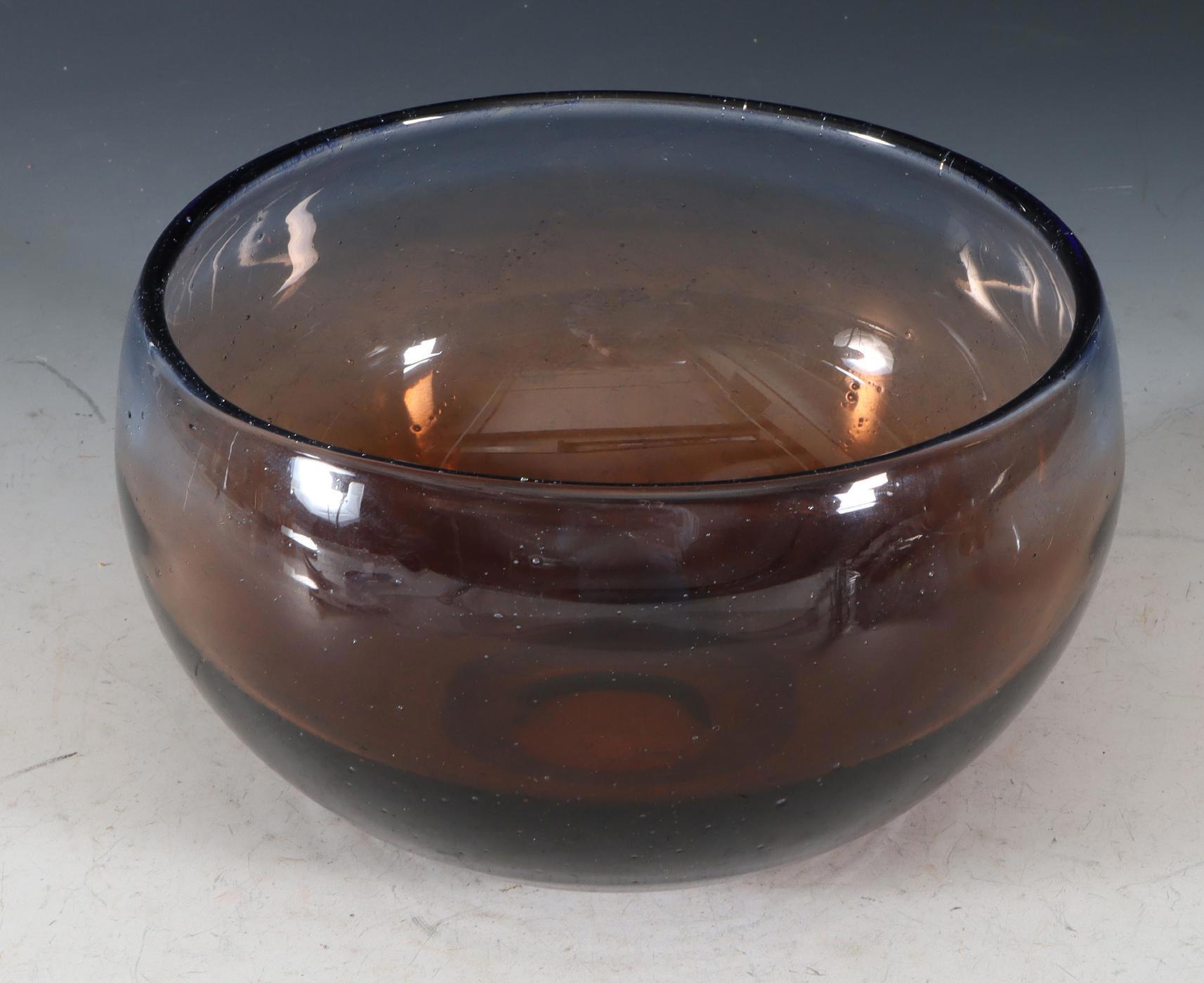 Bolle i glass, W. Johansson. | Auksjon