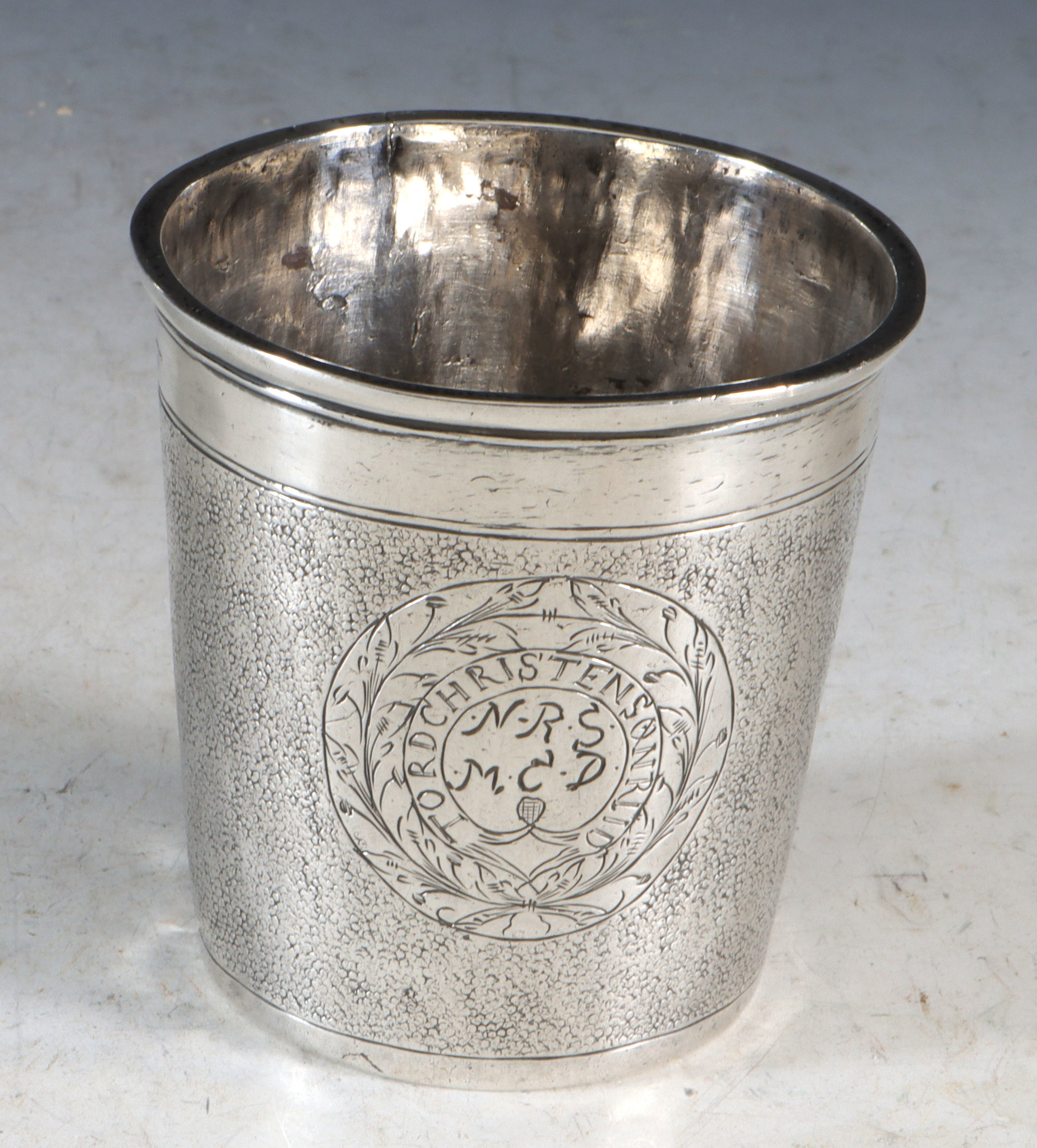 Beger i sølv, 1700 tallet. | Auksjon